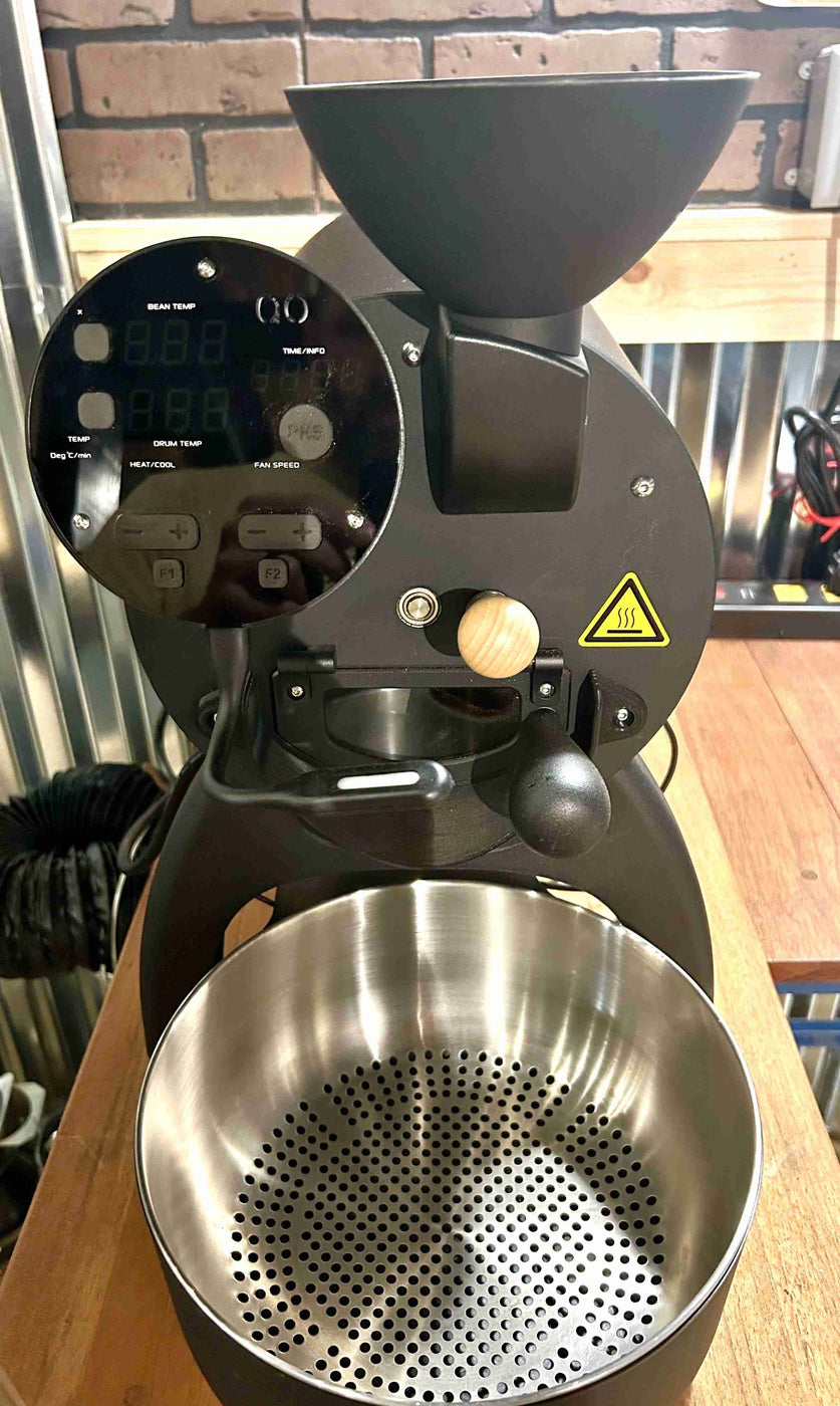 Sample Roaster - Aillio R1 V2 - 2023 Model - Excellent Condition - Use — CoffeeTec
