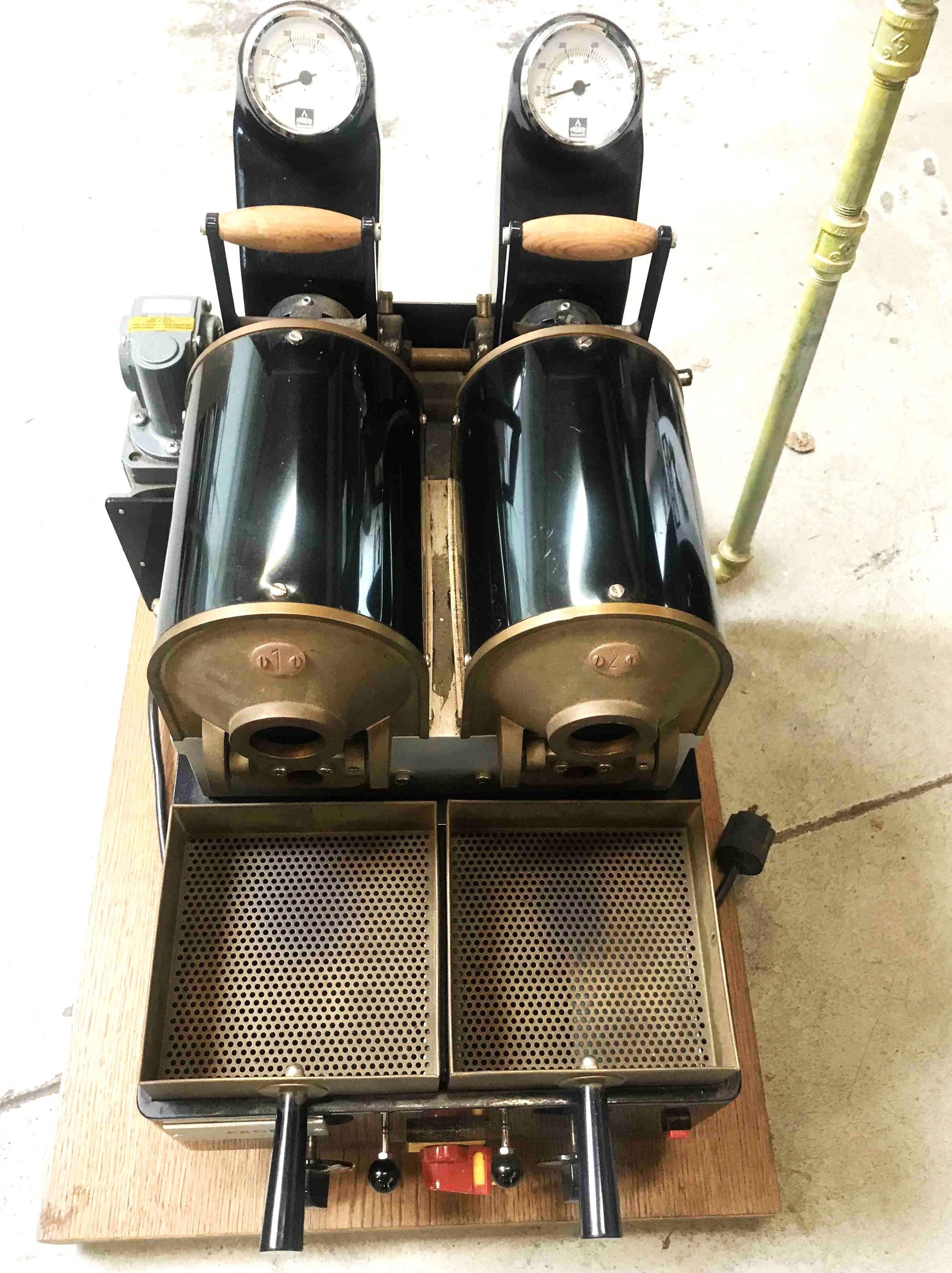 Sample Roaster - Probat BRZ-2 Barrel - 2013 Model - Used — CoffeeTec